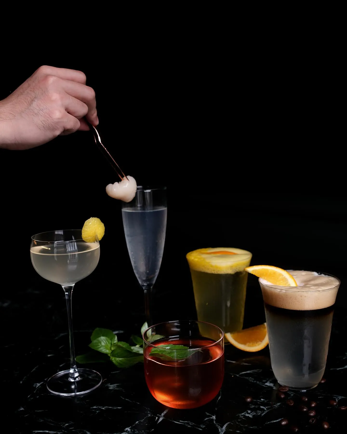 Cheap Sips And Good Vibes: The Best Happy Hours In Singapore | URBAN ...