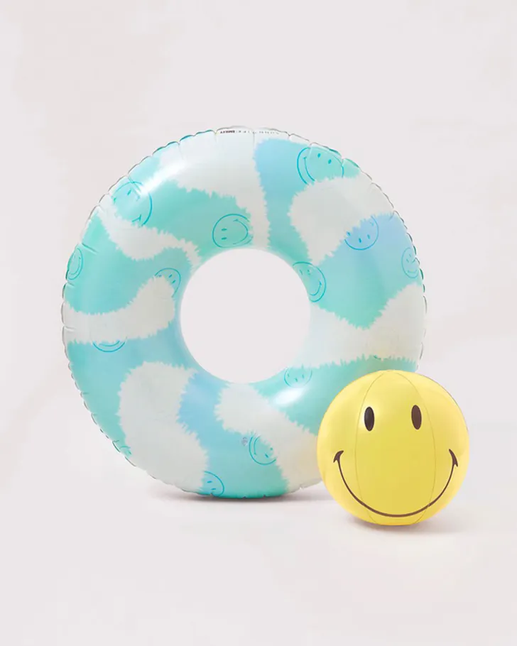 Best Pool Toys And Accessories | URBAN LIST GLOBAL