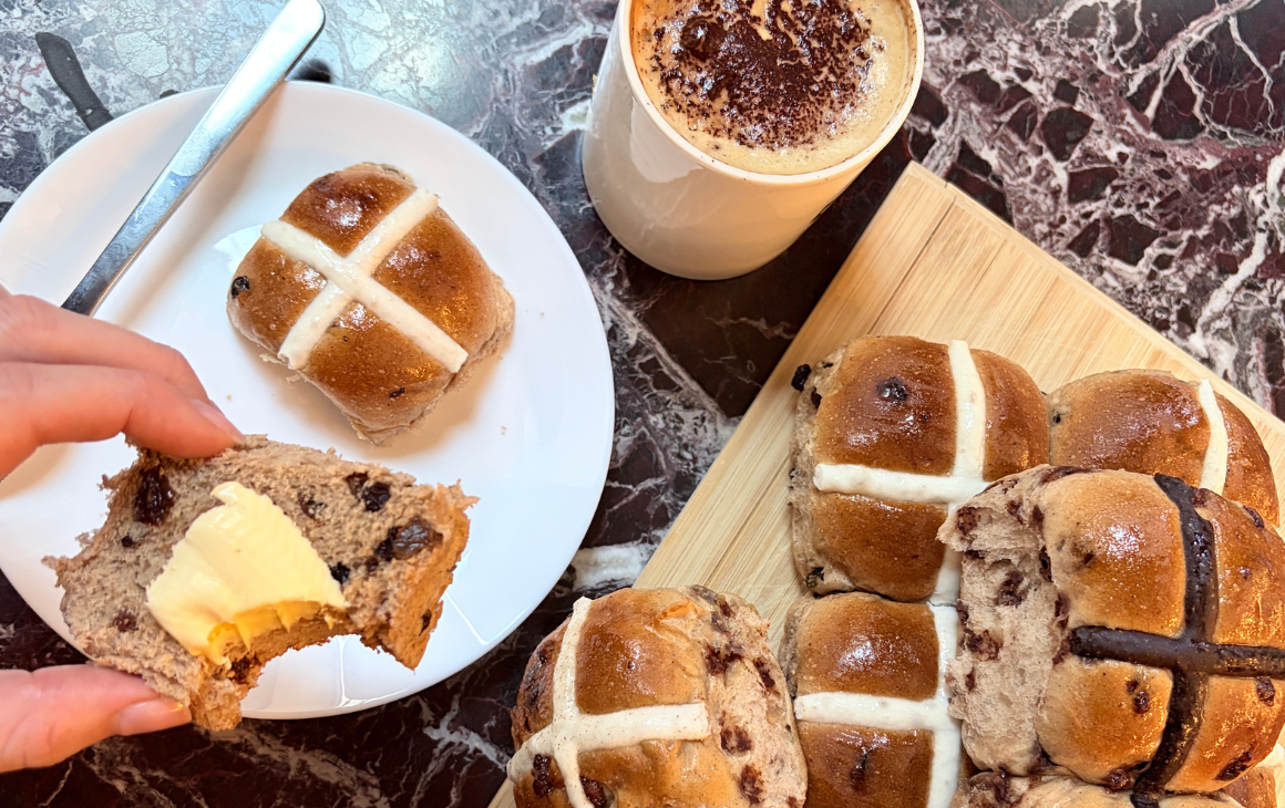 Bag A Free Hot Cross Bun: 150,000 Are Rolling Out At This Cult Aussie ...
