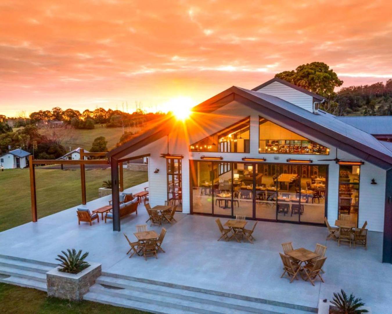 24 Of The Most Romantic Getaways In Queensland For 2025 | URBAN LIST ...