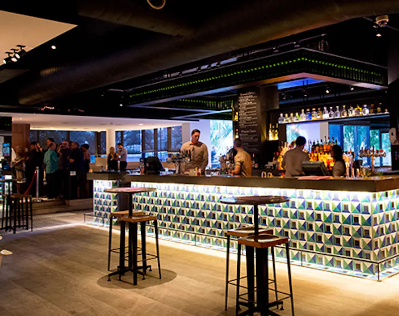 Stingray Lounge QT Gold Coast | URBAN LIST GOLD COAST