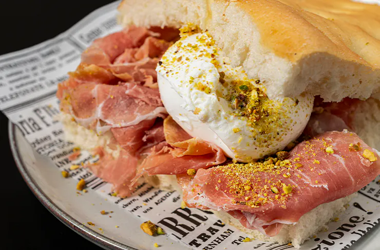The Popular Food Truck Dedicated To Burrata Has Just Opened New ...
