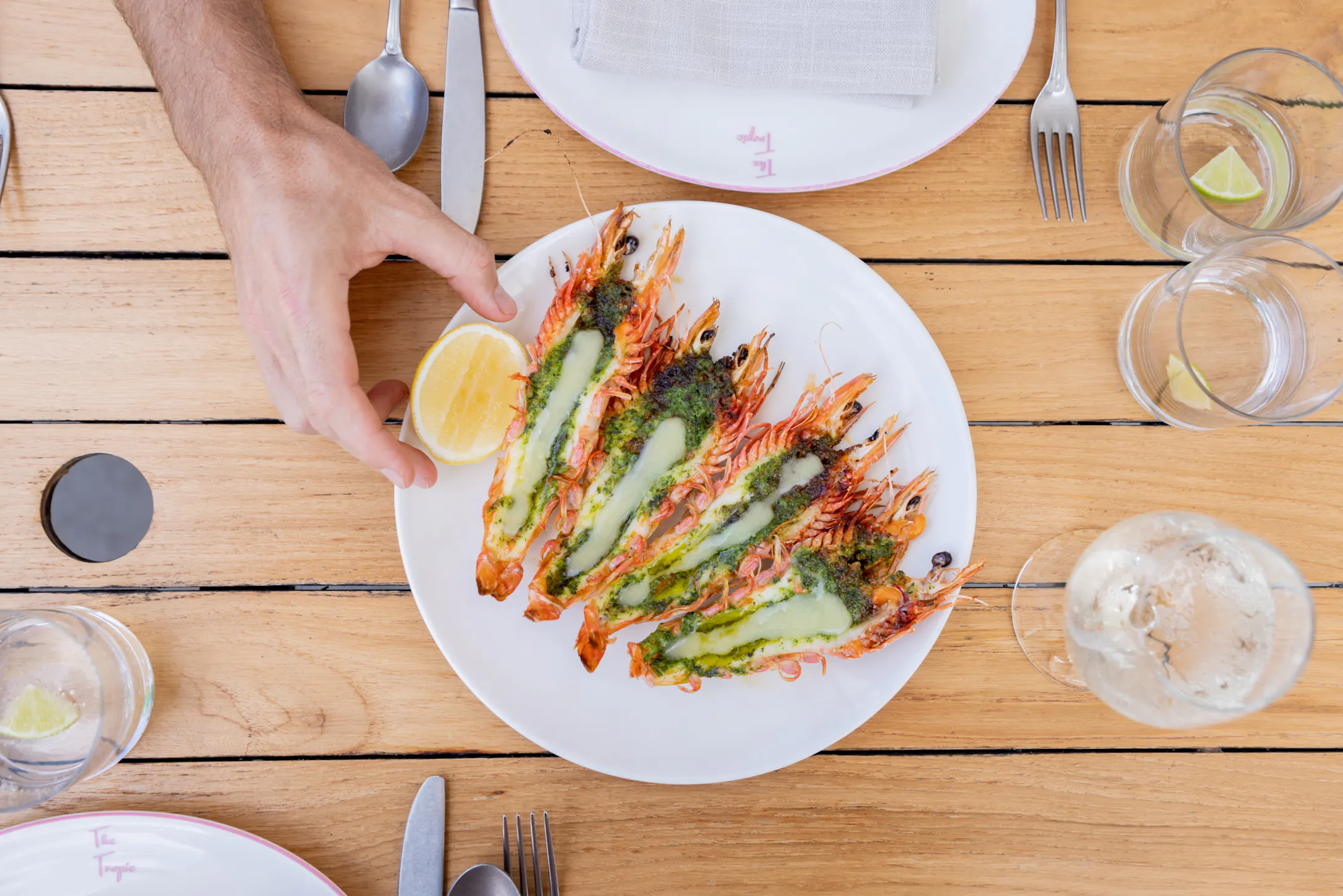 Dive Into 12 Of The Best Gold Coast Seafood Restaurants | URBAN LIST ...