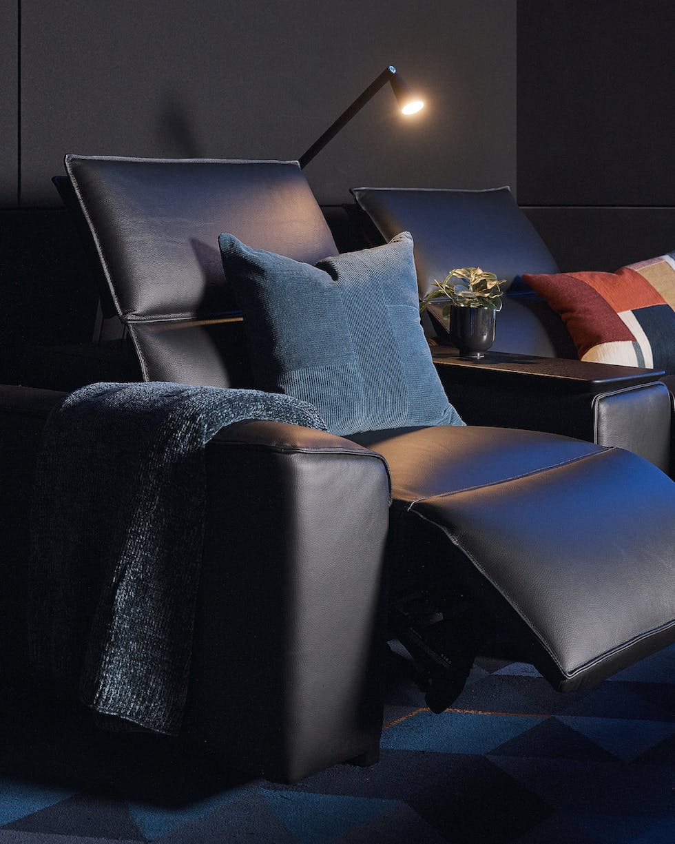 IMAX Sydney Has One Of Australia's Largest Movie Screens | URBAN LIST ...