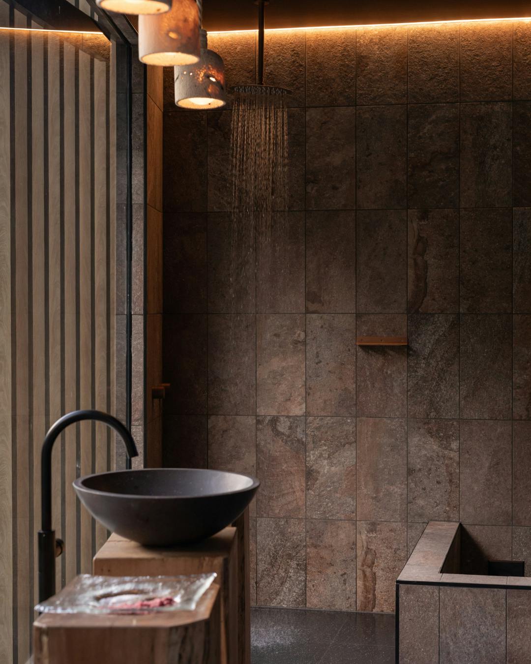 Inside SOL Elements, Australia’s First ‘Floating’ Elemental Bathhouse | URBAN LIST GOLD COAST