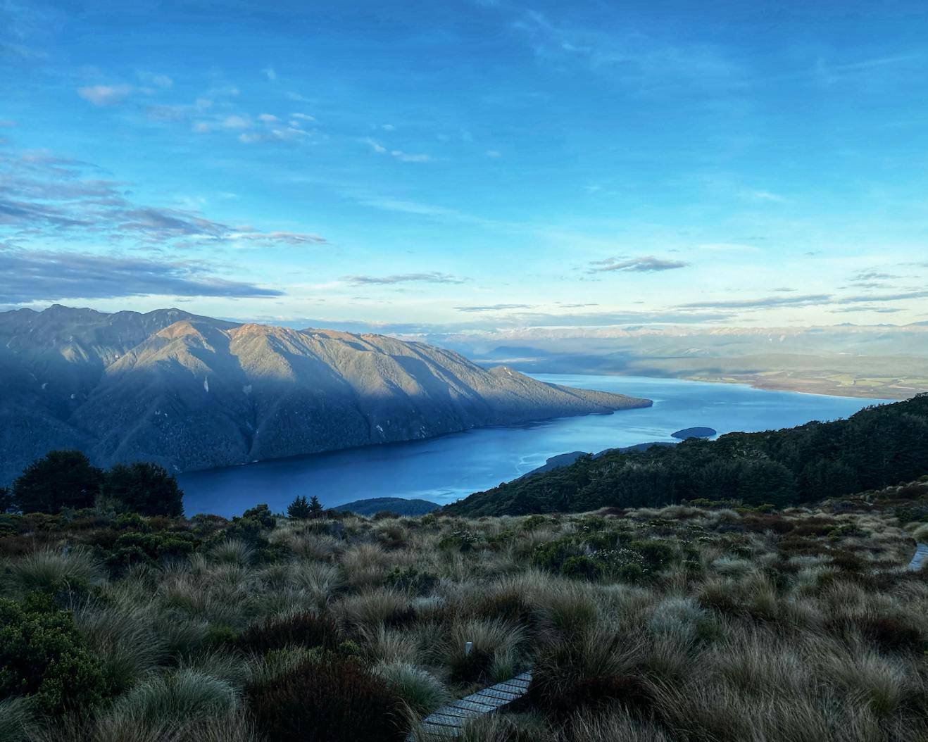 Hiking The Kepler Track: A Guide To New Zealand’s Iconic Tramp | URBAN ...