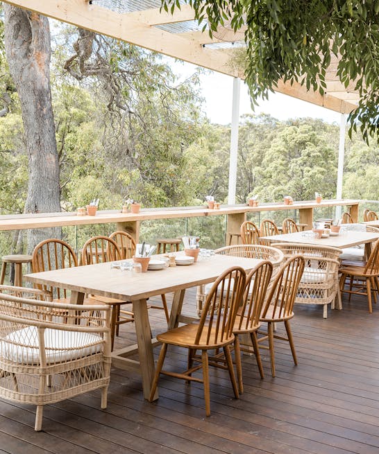 Meelup Farmhouse Is The Jaw-Dropping Coastal Farmhouse Down South ...