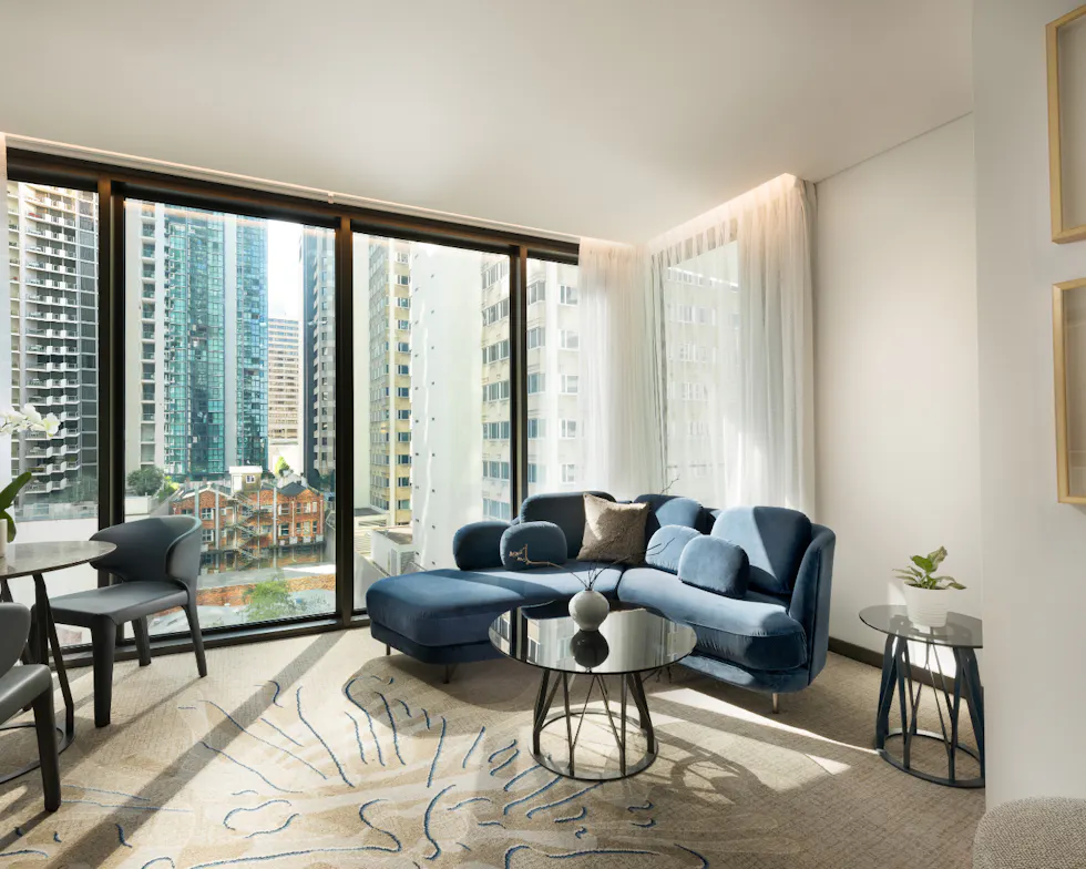 Chasing Sun? Check In To This Luxe Brisbane Hotel With A Swim-Up Bar ...