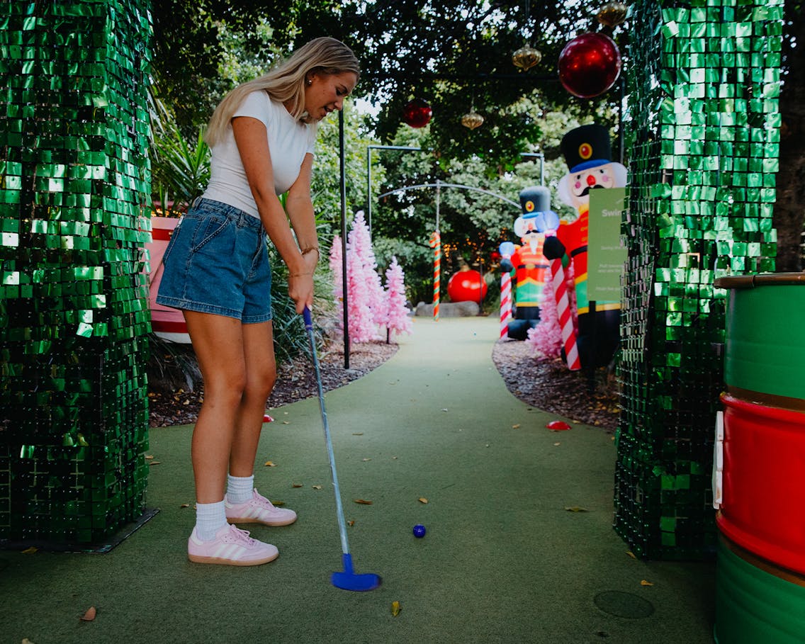 Brisbane's Most Festive Christmas Putt Putt Course Is Back And Merrier ...