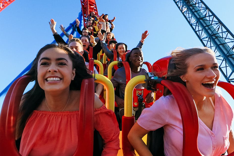 Access Four Thrilling Theme Parks For Only $179 With This Annual Locals ...