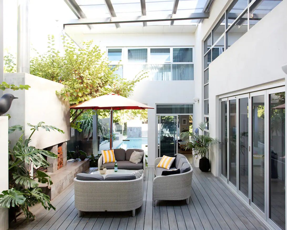 10 Of Perth's Top Rated Airbnbs With Next-Level Swimming Pools | URBAN ...