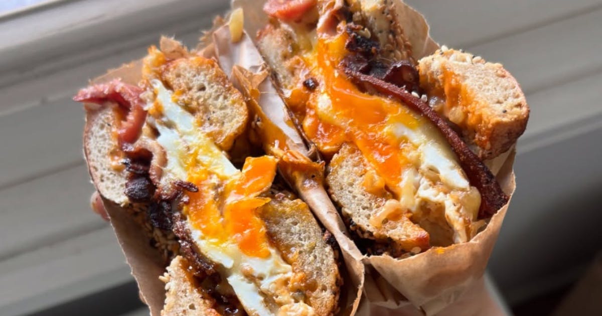 Sydney's Very Best Bacon And Egg Rolls For A Quick Brekkie Fix | URBAN ...