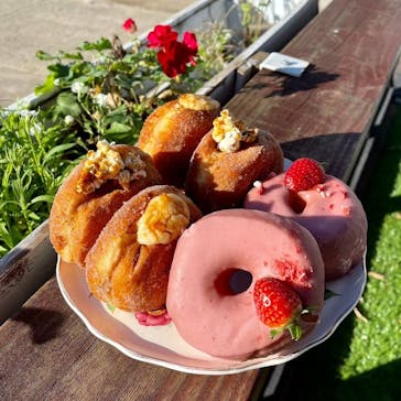 11 Of The Best Cafes In Redcliffe For Brunching By The Sea This Weekend ...