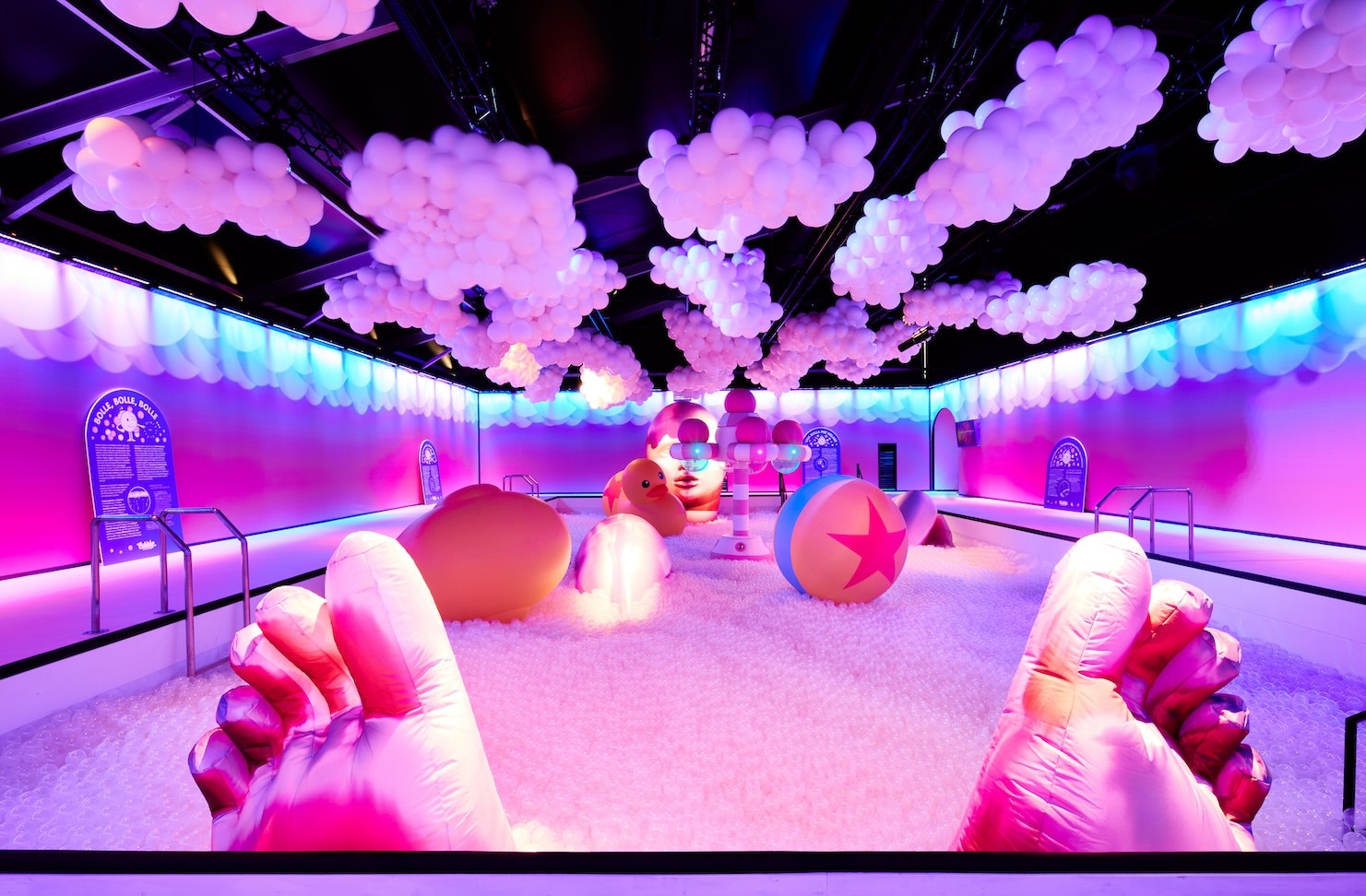 A 10-Room, Bubble-Themed Immersive Exhibition Is On Now In Sydney | URBAN LIST