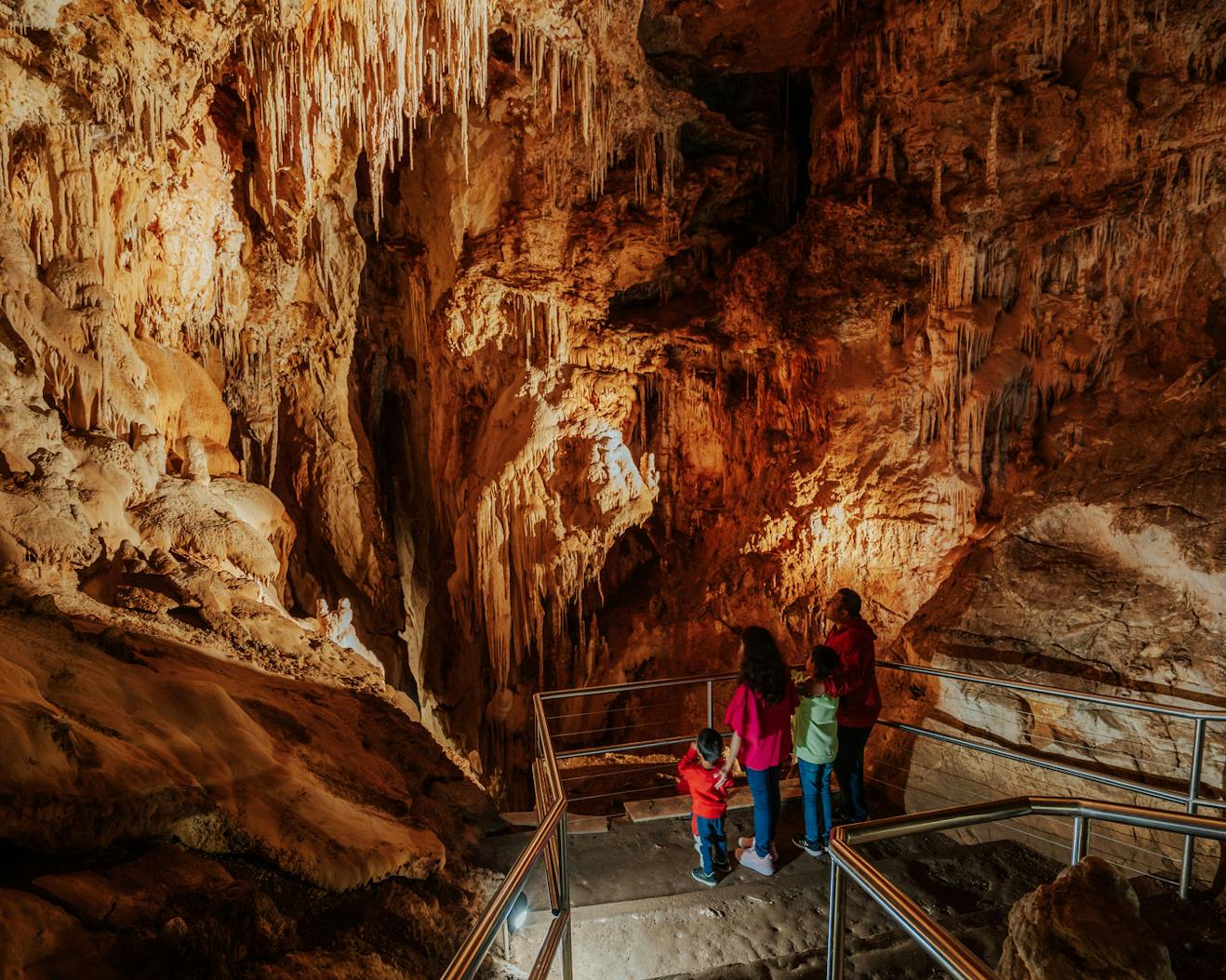 7 Of The Most Magical Caves To Explore Near Sydney | URBAN LIST SYDNEY