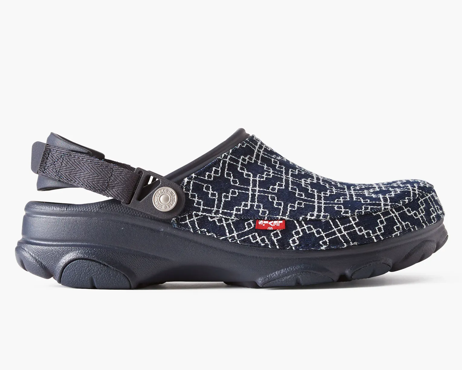 10 Cool Crocs To Shop Now Because You Can't Resist The Hype | URBAN LIST