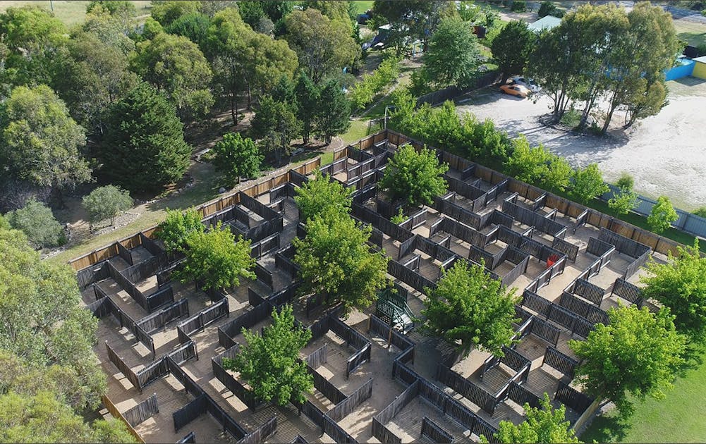 Get Lost In This Massive Wooden Maze Just Over Two Hours From Brisbane ...