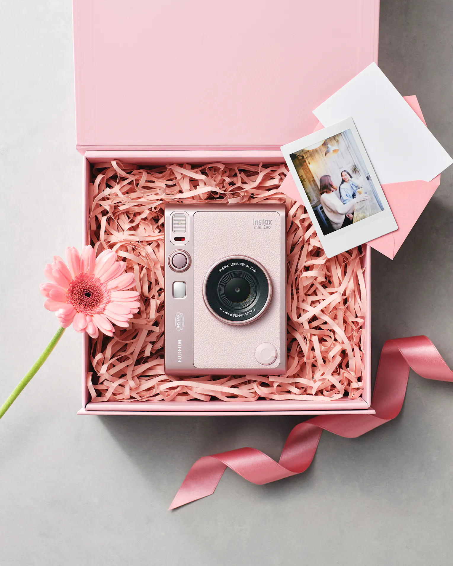 This Clever Retro Camera Is The Only Silly Season Accessory You ...