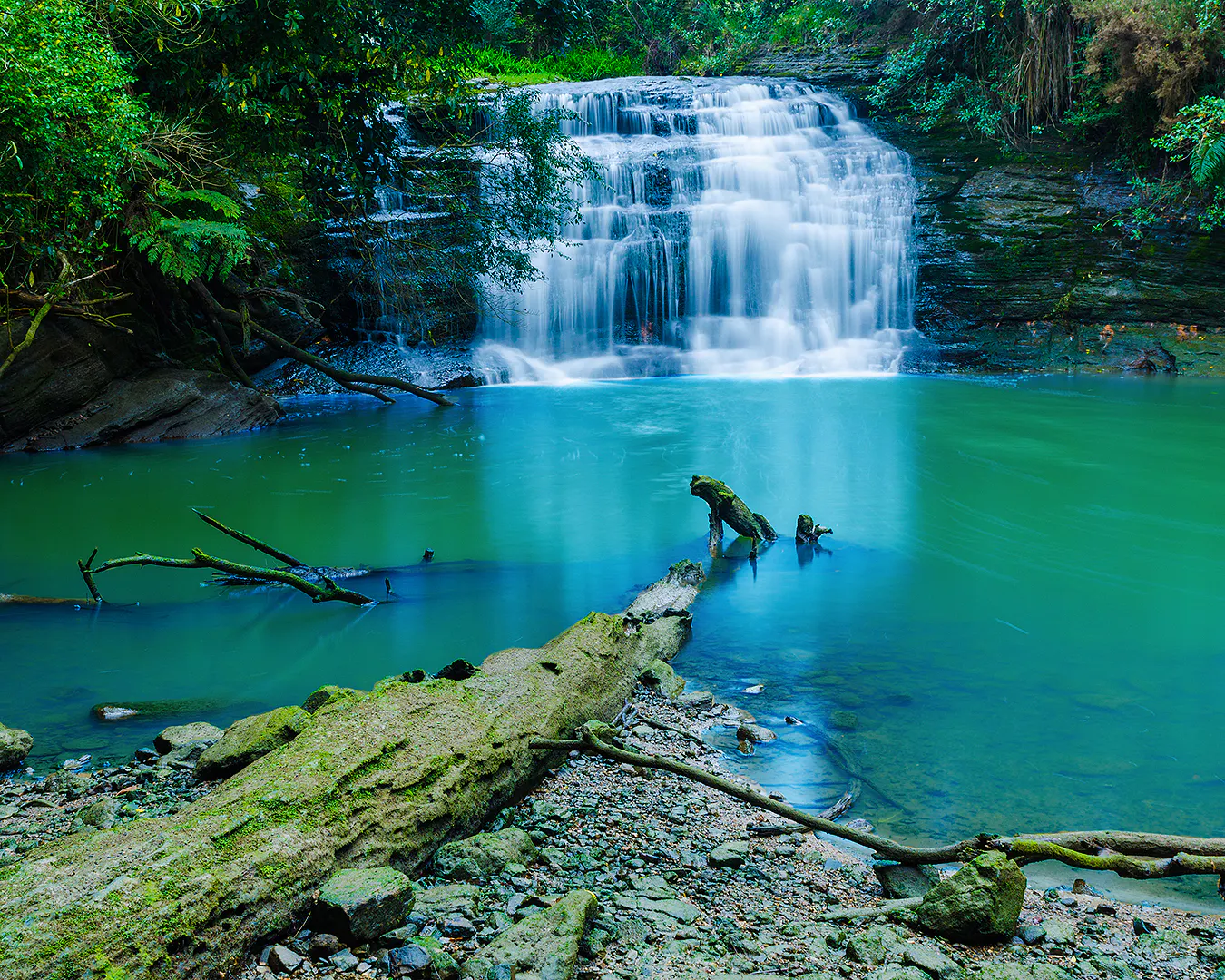 Waterfalls Near Auckland You Can Actually Visit | URBAN LIST NEW ZEALAND