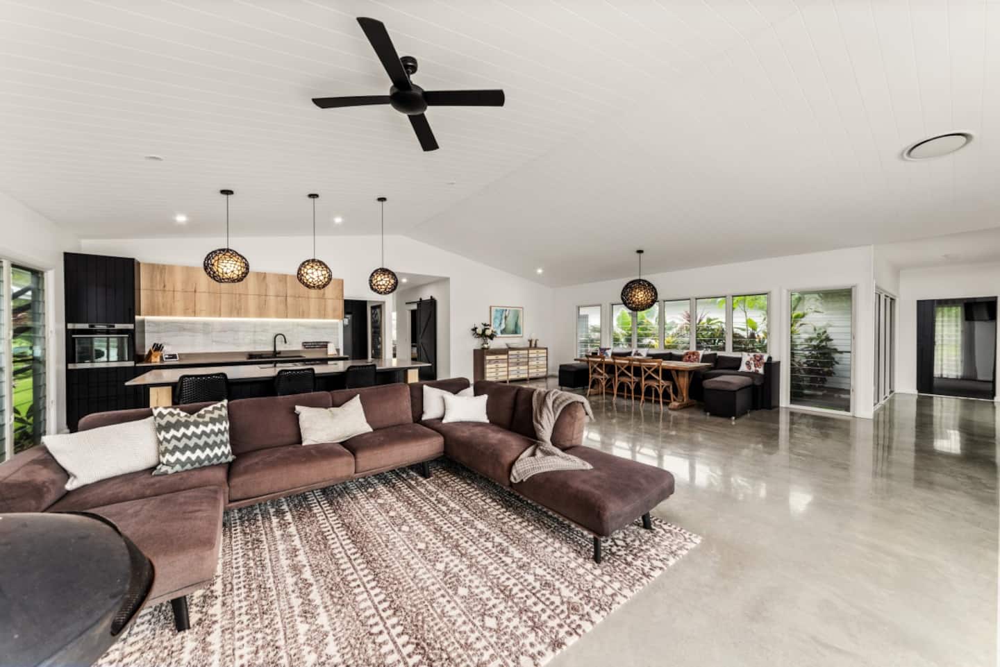 16 Stays Near Brisbane For Big Groups | URBAN LIST BRISBANE