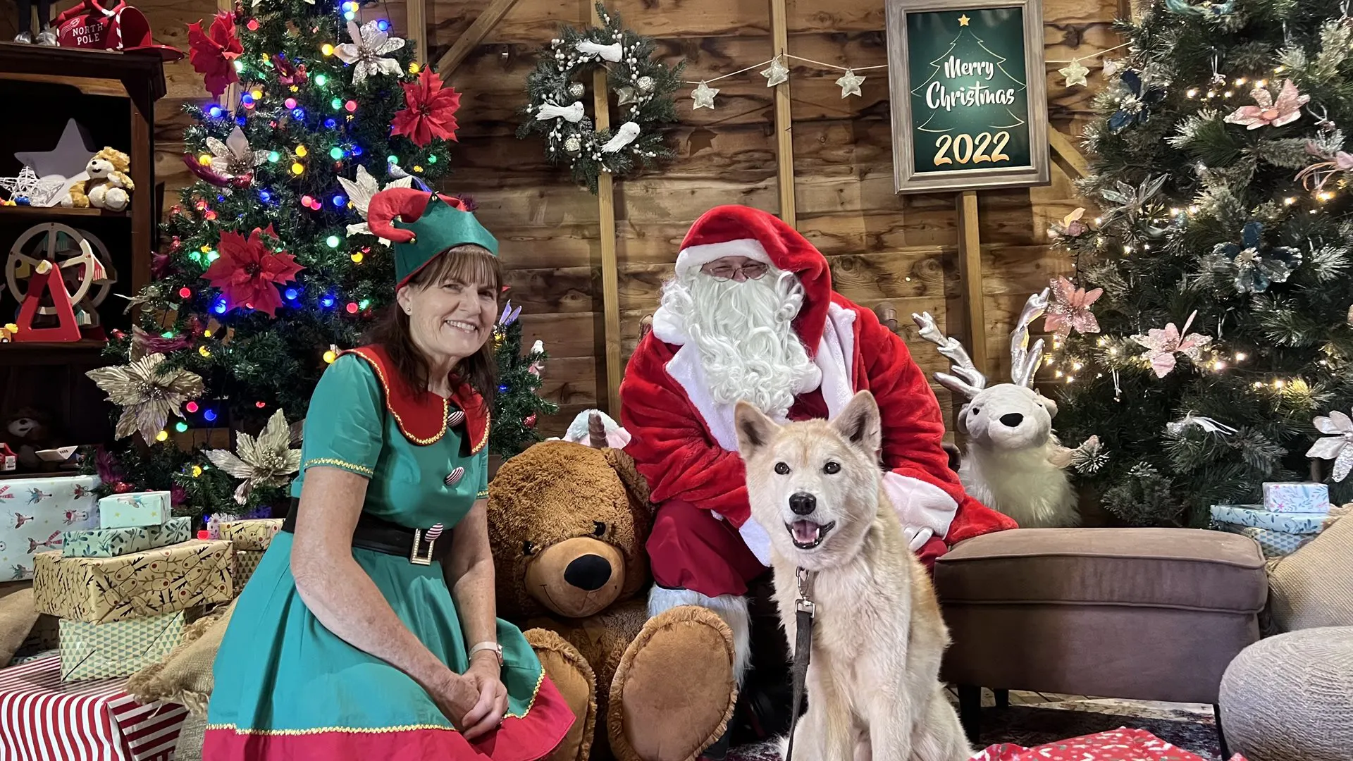 Where To Get Santa Photos In Perth This Christmas 2025 | URBAN LIST ...