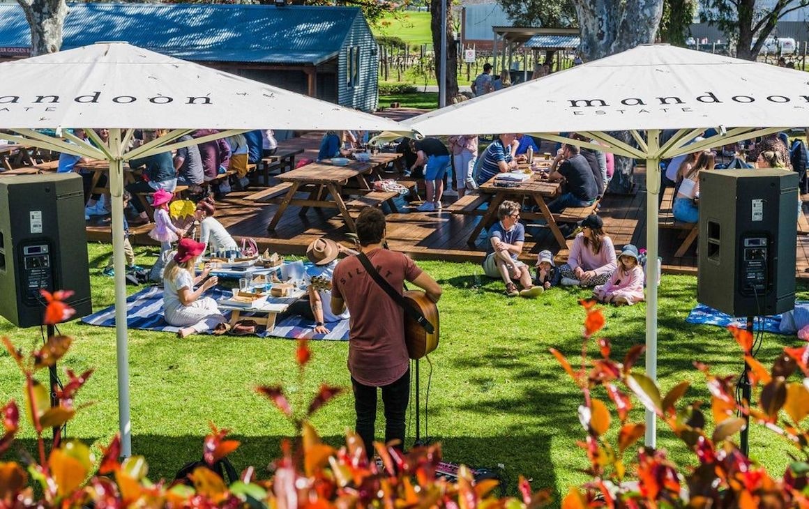 This Swan Valley Gem Is Serving Pizza And Wine Picnics | URBAN LIST PERTH