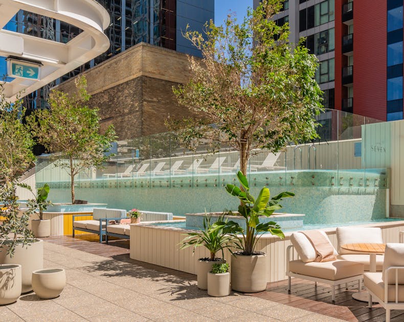 Harper Rooftop Bar At Kimpton Margot Is The Largest Open-Air Rooftop ...