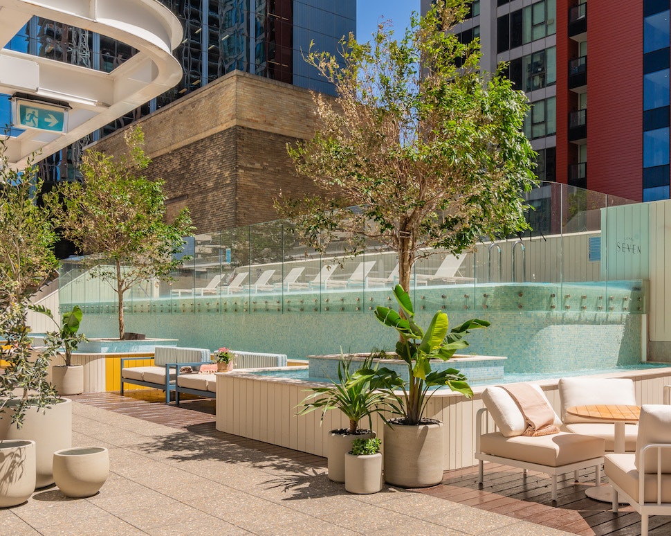 Harper Rooftop Bar At Kimpton Margot Is The Largest Open-Air Rooftop ...