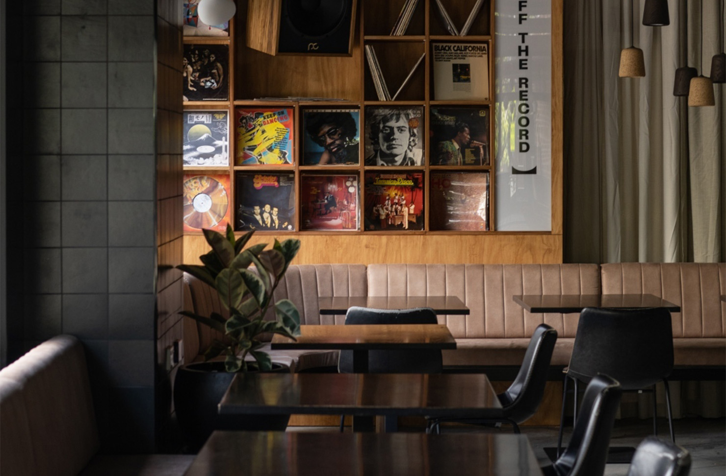This Japanese Vinyl Bar Is Dishing Up A Seven-Piece Banquet For Just ...