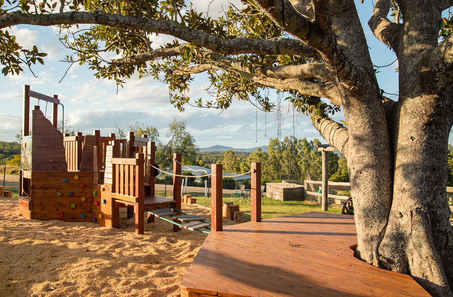 Lock In A Weekend Staycay At This Luxe Hidden Retreat Just Over An Hour ...