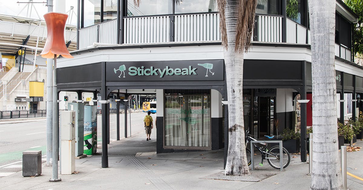 Stickybeak Wine Bar | Woolloongabba | URBAN LIST BRISBANE