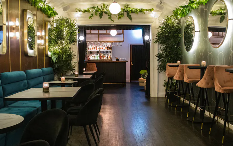 Hunt Down The Tailors, A Secret Bar Hidden Behind A Tailor Shop In ...
