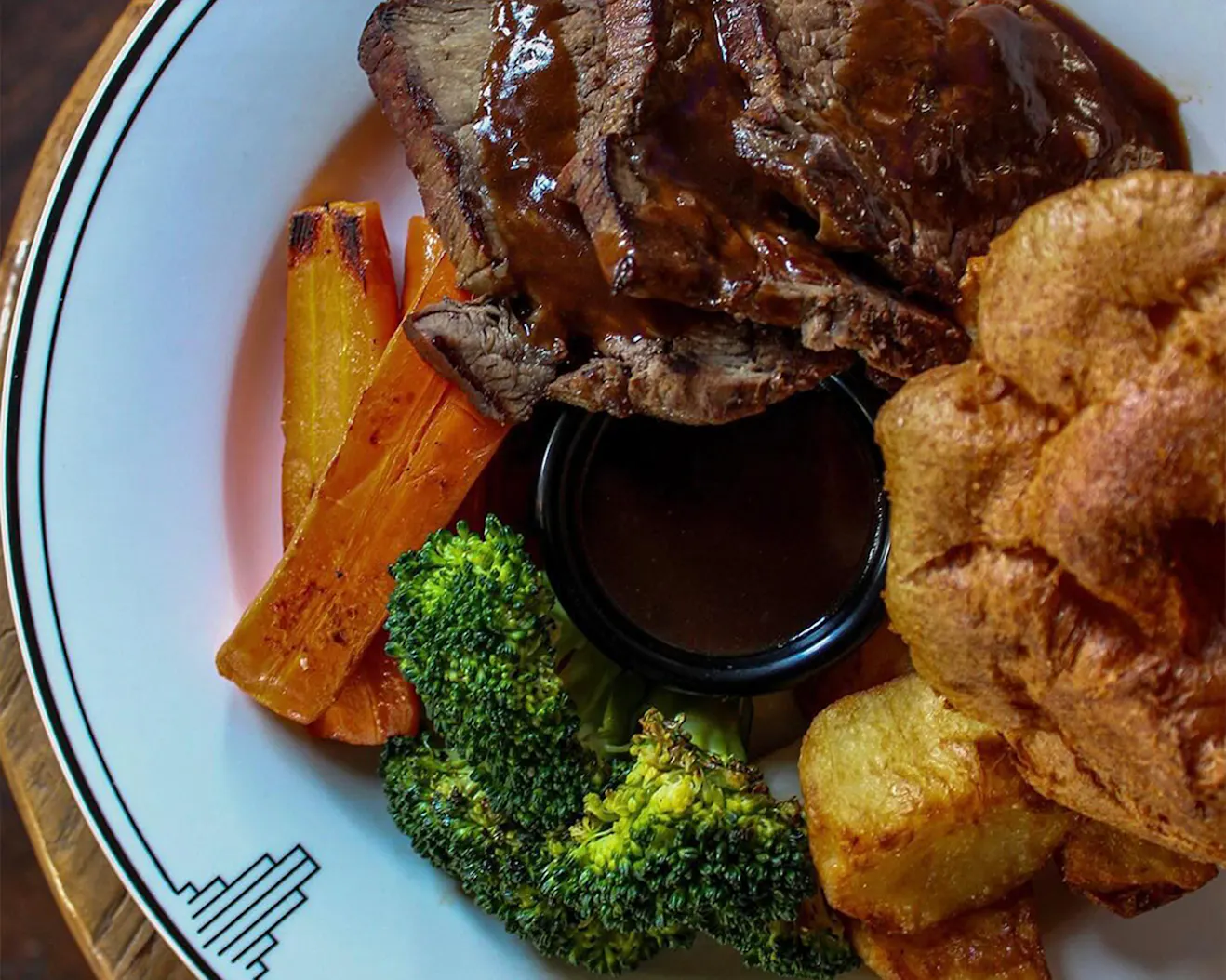 The Best Sunday Roasts In Sydney For A Cosy Meal With All The Trimmings ...