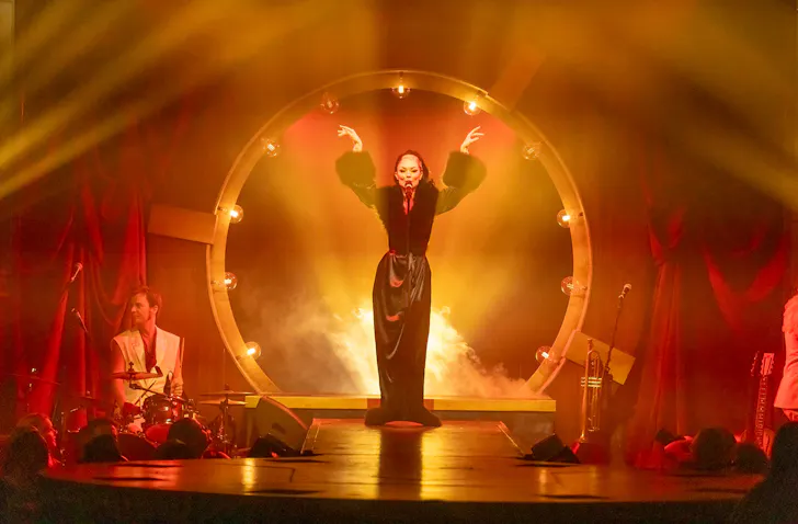 A Luxurious New Cabaret-Style Theatre And Bar Is Opening In West End ...