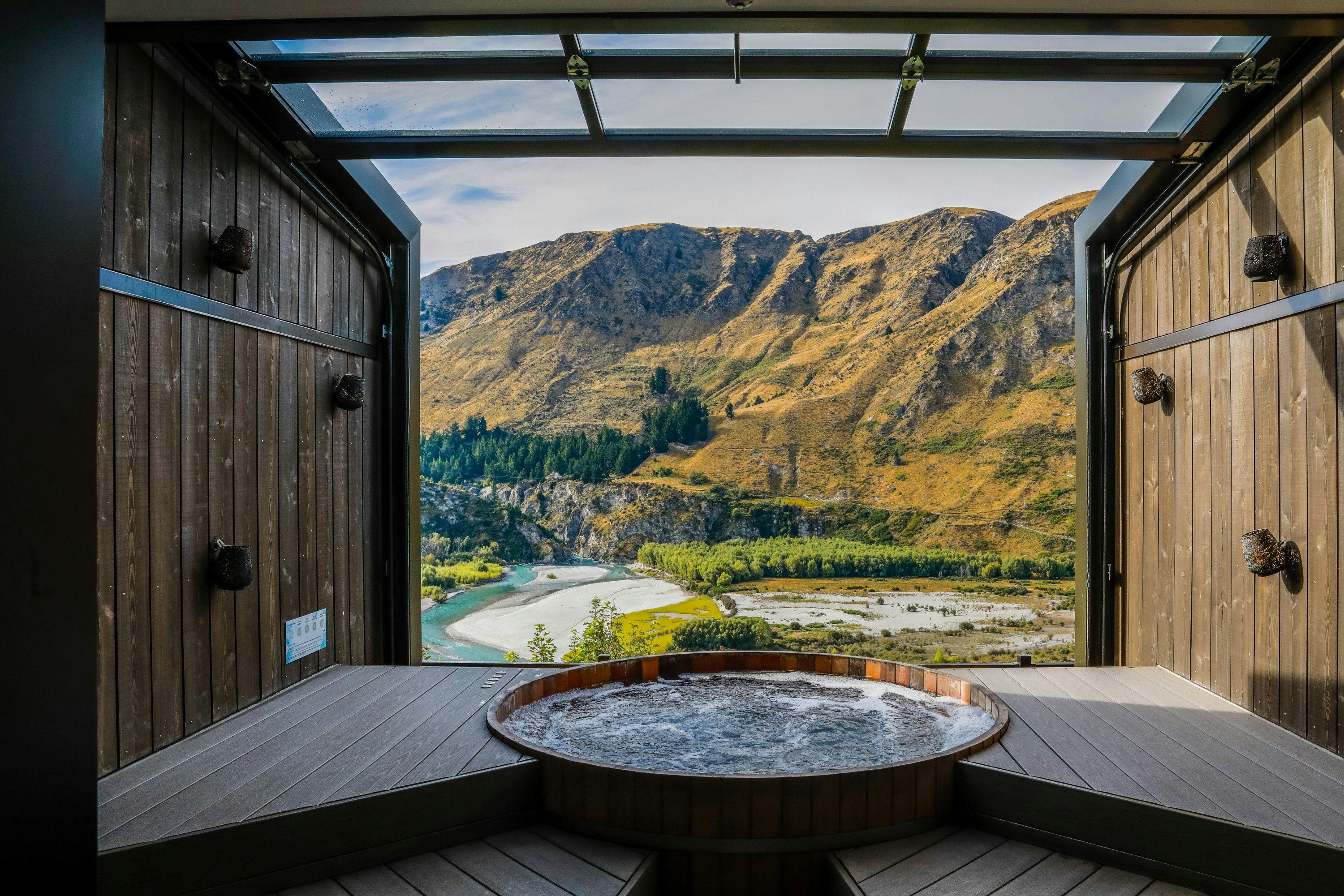 Experience 10 Days Of Wild Luxury On This Exclusive New Zealand Staycay ...