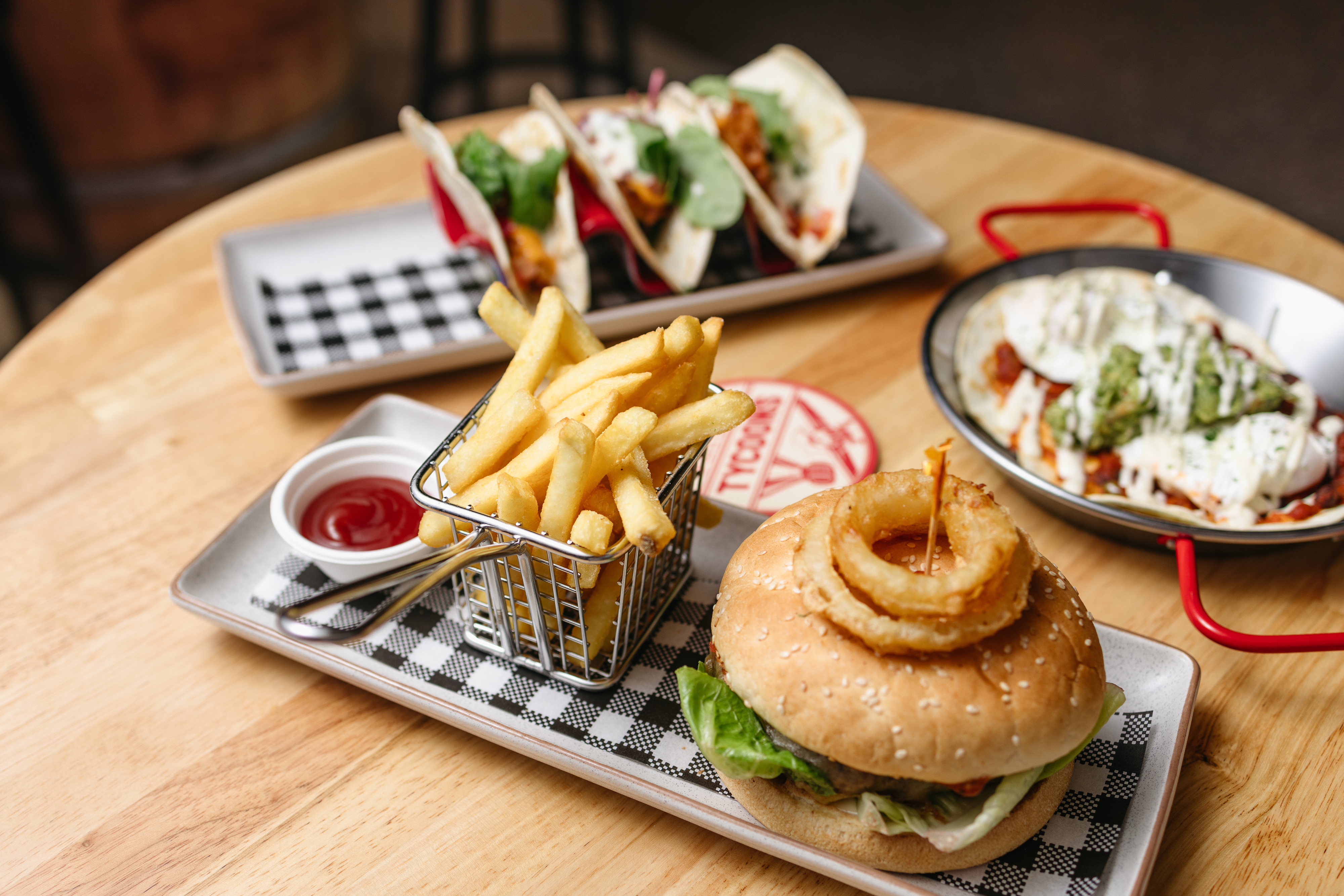 The Best Snacks And Sips To Savour At Perth Airport, According To Our ...