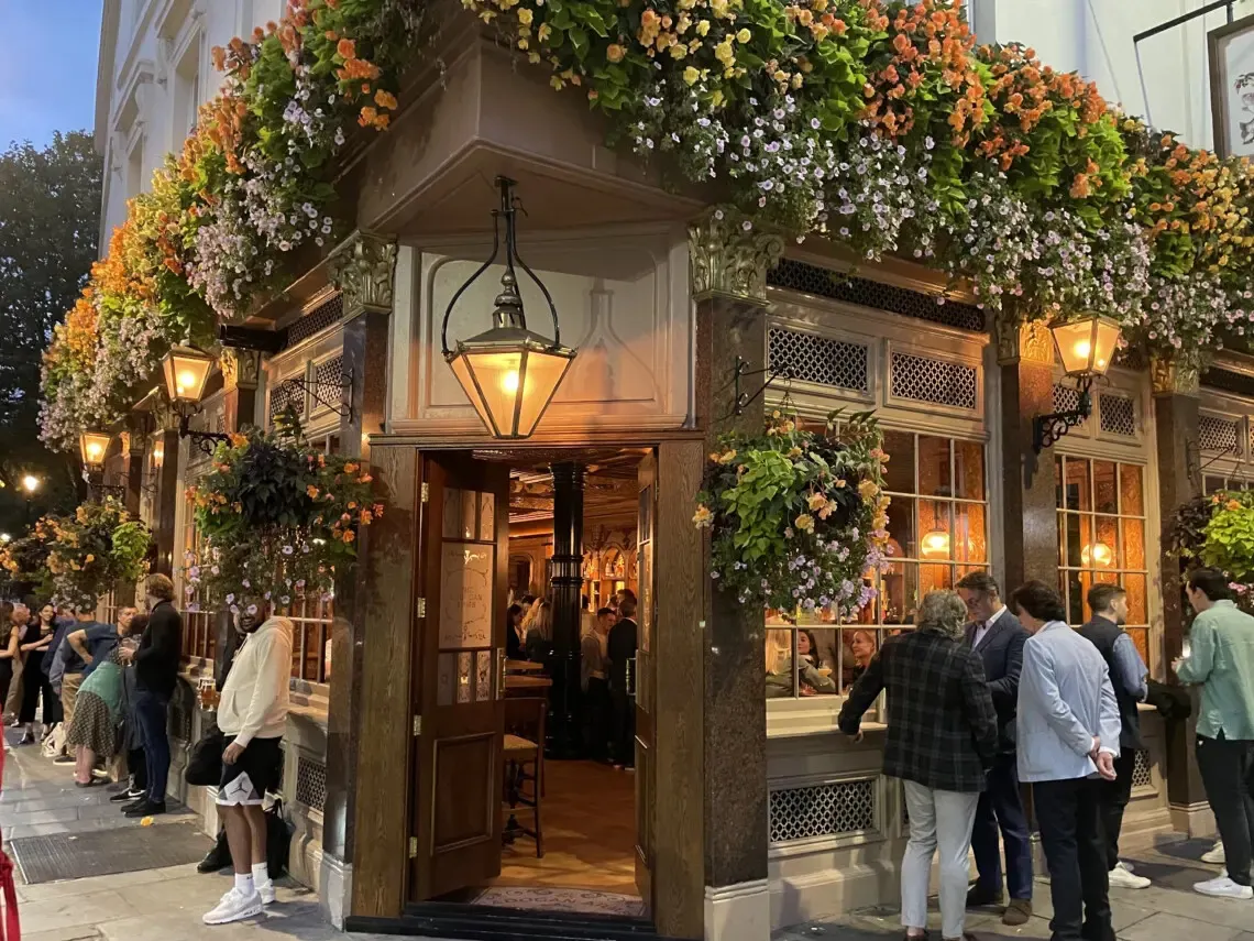 13 Of The Best London Pubs For A Cold One | URBAN LIST