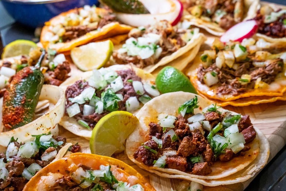 How To Celebrate Mexico's Day Of The Dead Festival With An Authentic ...