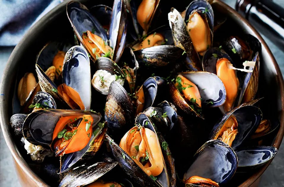 This Charming French Bistro Is Doing Bottomless Mussels For $29 | URBAN ...
